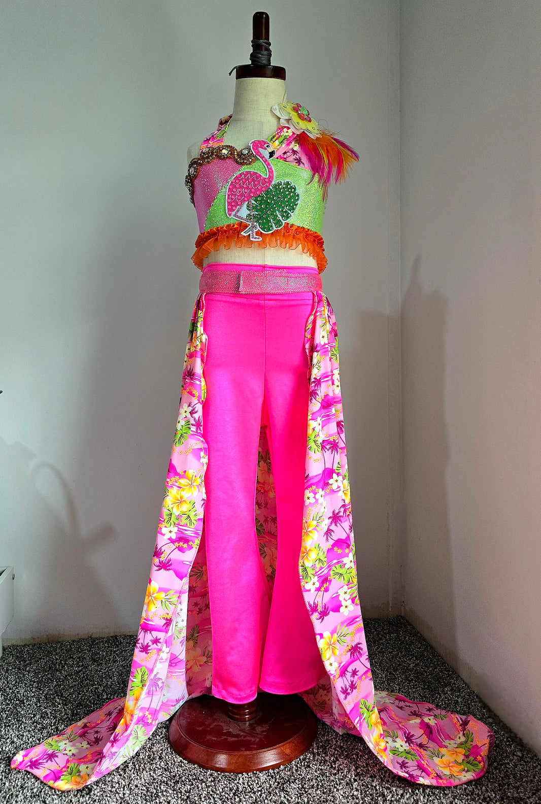 Fun Fashion – Sweet T's Pageant Rentals